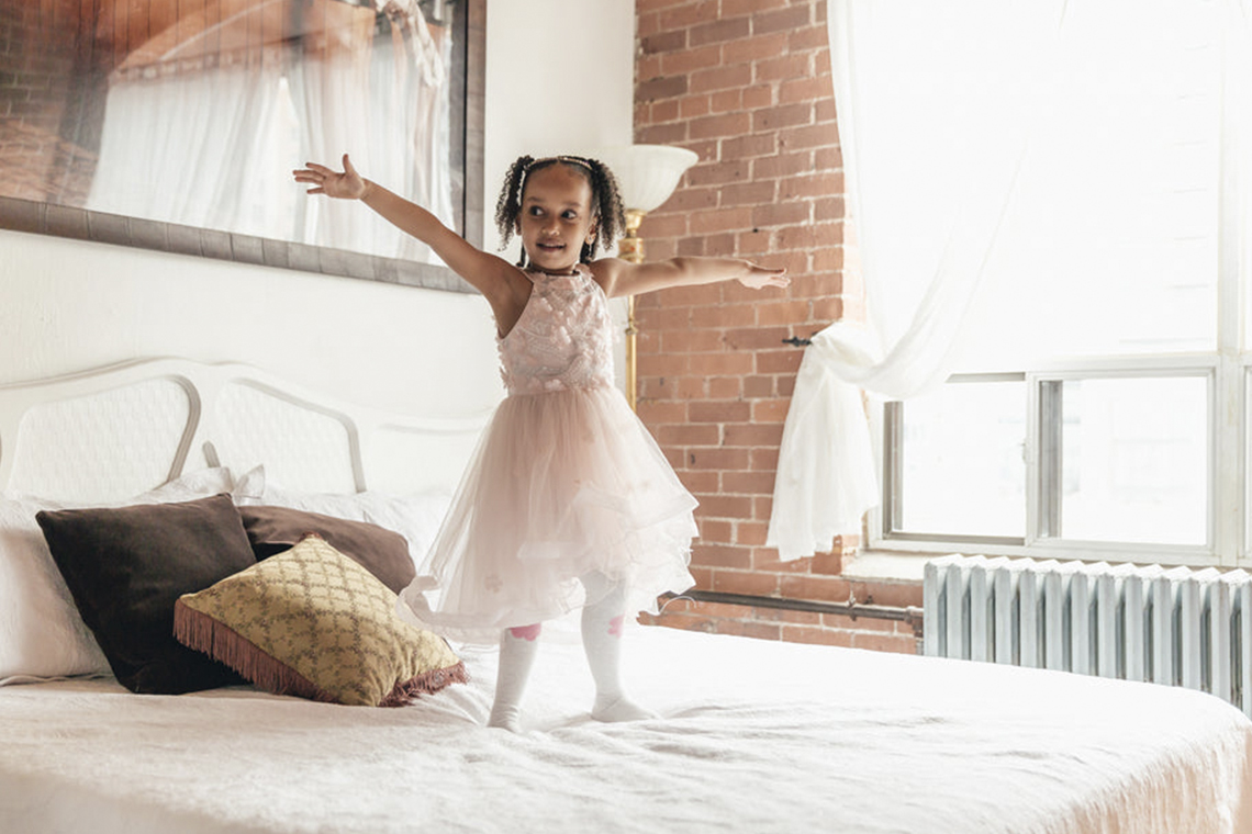 Как назвать девочку необычно и красиво? Топ-350 вариантов - Babycode Media